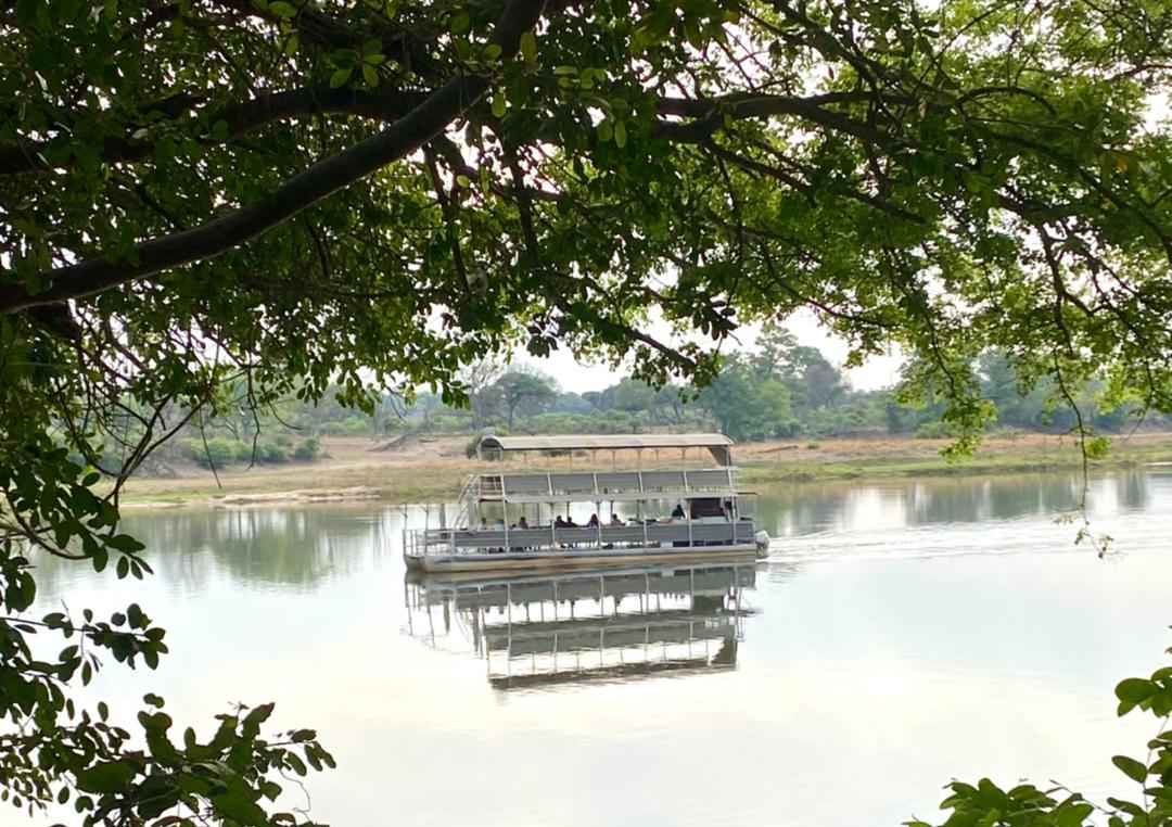 Mahangu Safari Lodge - accommodation Divundu, near Okavango river